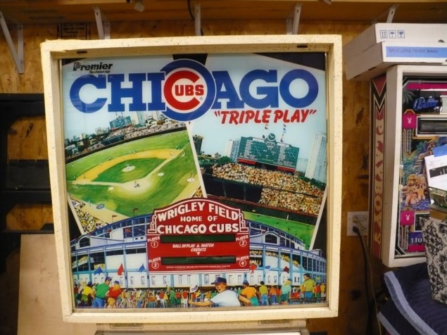 1985 – Gottlieb Chicago Cubs Triple Play – $3500 – Midwest Pinball